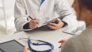 How much do mental health doctors make in Australia?